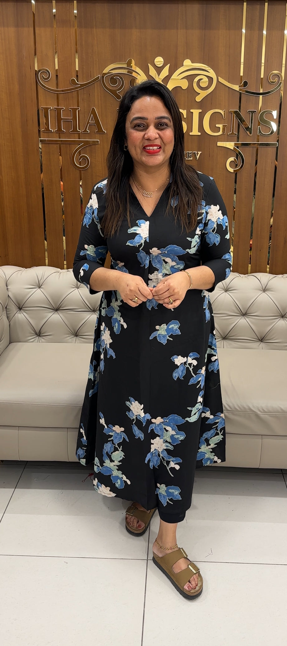 IHA'S IN-HOUSE PRINTED ALINE TOPS - IHA 25349 – Iha Designs Bridal Studio