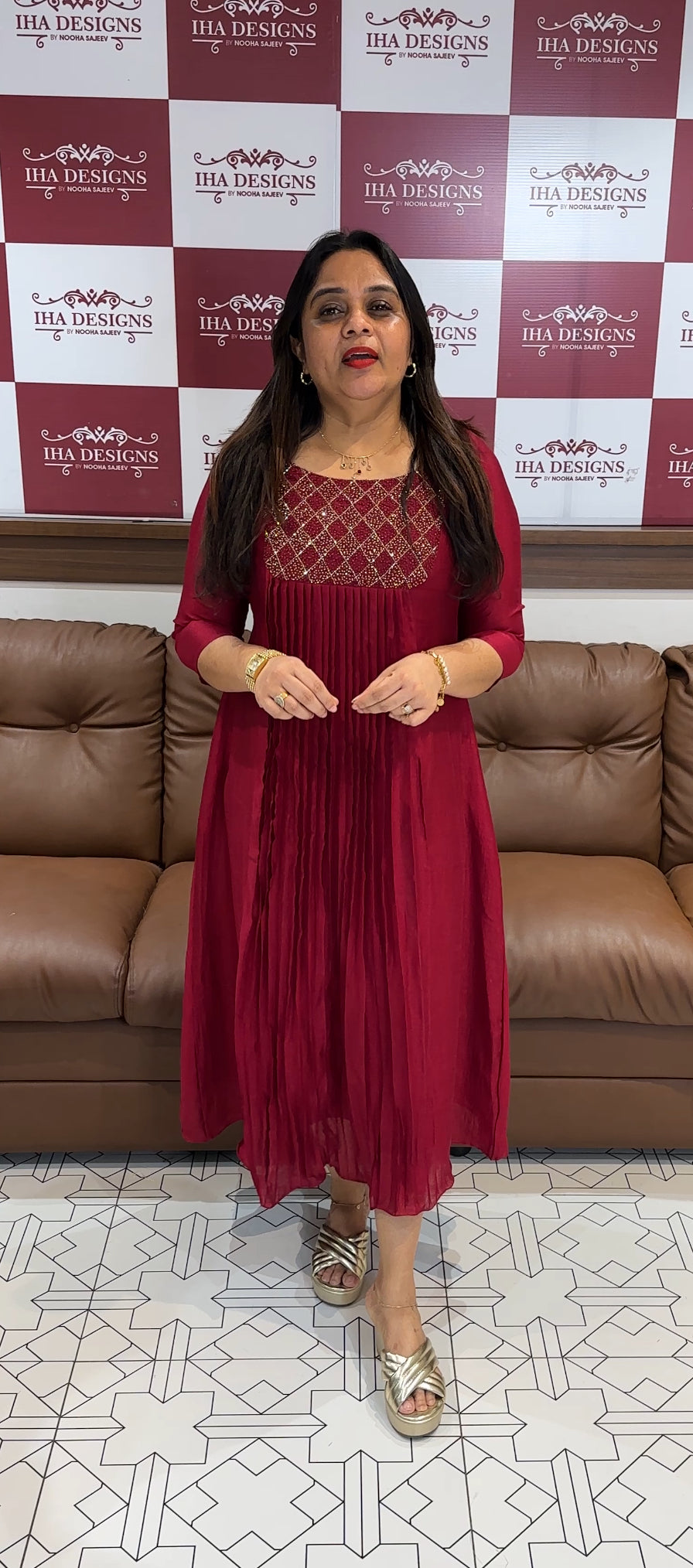 IHA'S IN-HOUSE SEMI RAW SILK ALINE TOPS - IHA 28843 – Iha Designs ...